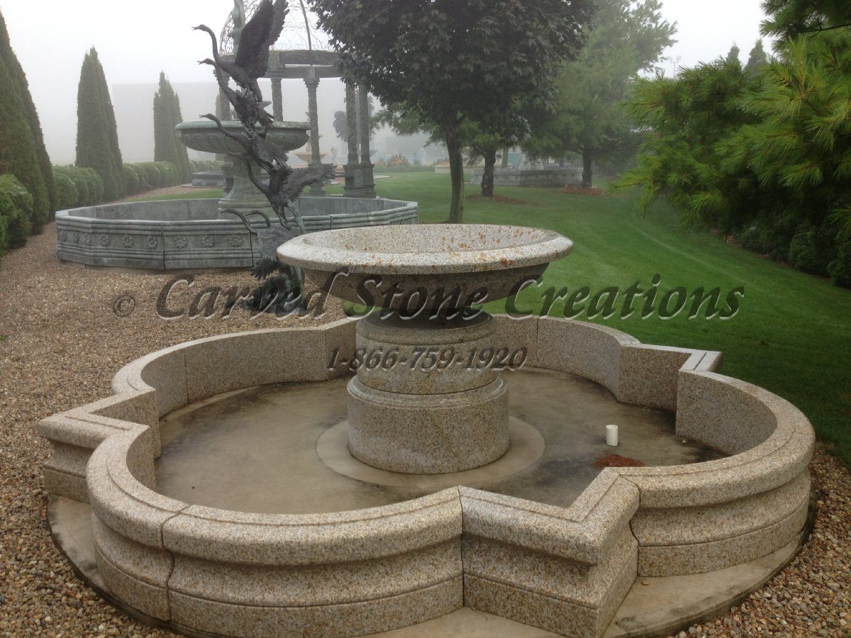 Quatrefoil Fountain Pool Surround, Giallo Fantasia R - CSC